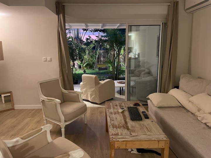 Maison, Jardin, Parking Privé Et Plage à 100 M - Saint-Gilles les Bains