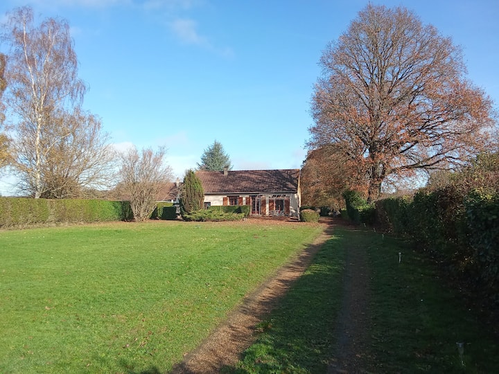 Maison à La Campagne à Louer - Manou