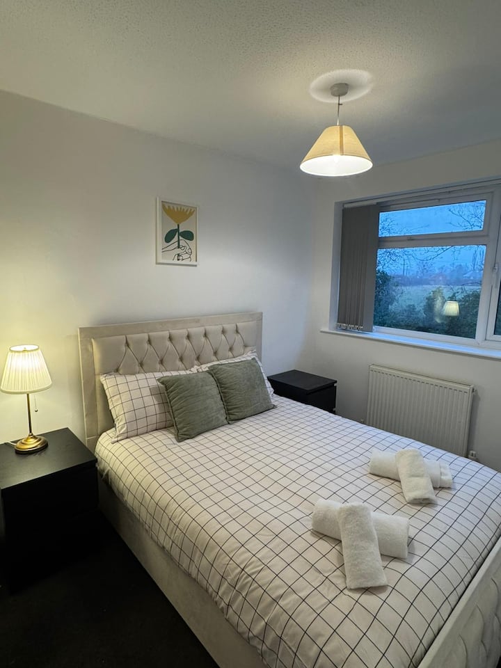 Comfortable 3-br House - Malvern