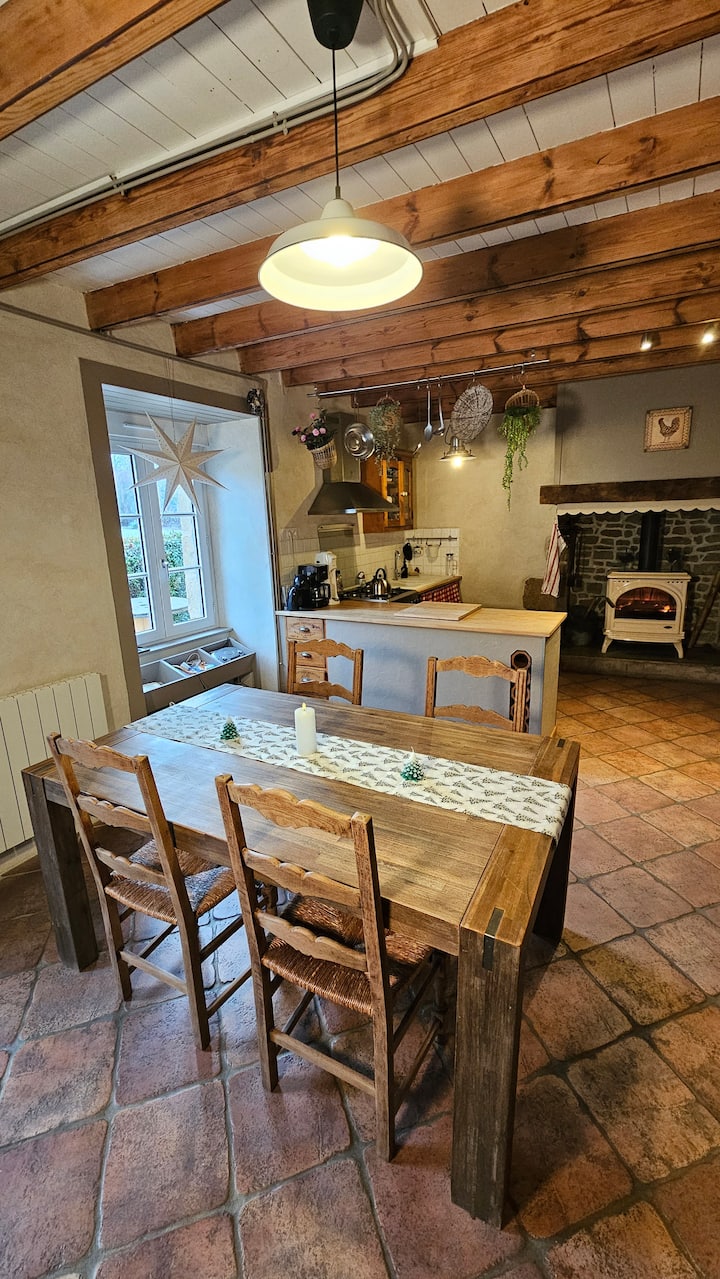 Maison De Campagne Dans La Baie Du Mont-st-michel - Avranches