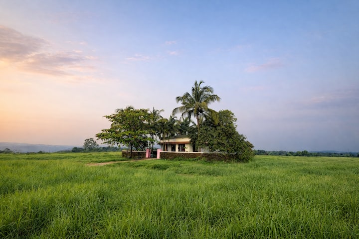 Peaceful Scenic Home Surrounded By Nature - Bekal