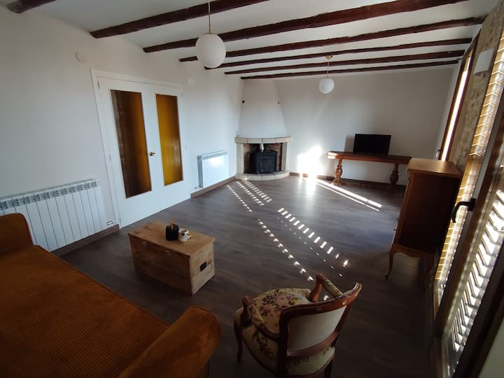 Apartamento Flor De Benet En Una Casa Rural - Calaceite