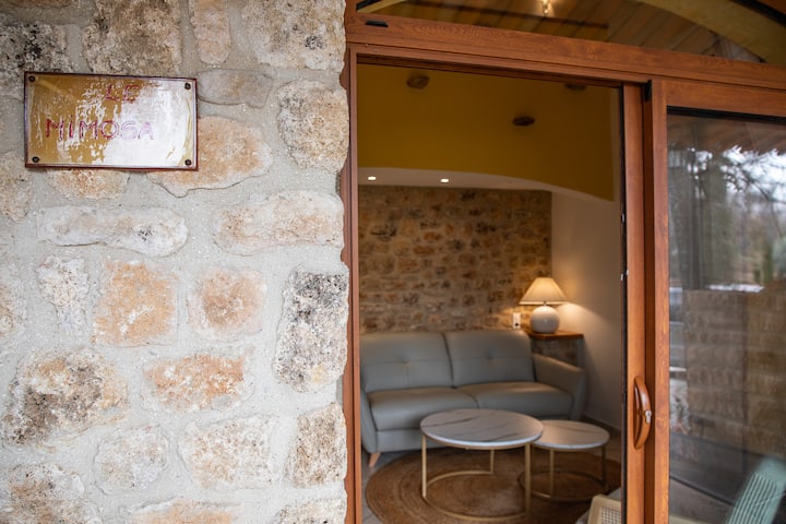 Suite (Salon & Chambre) - Rustrel