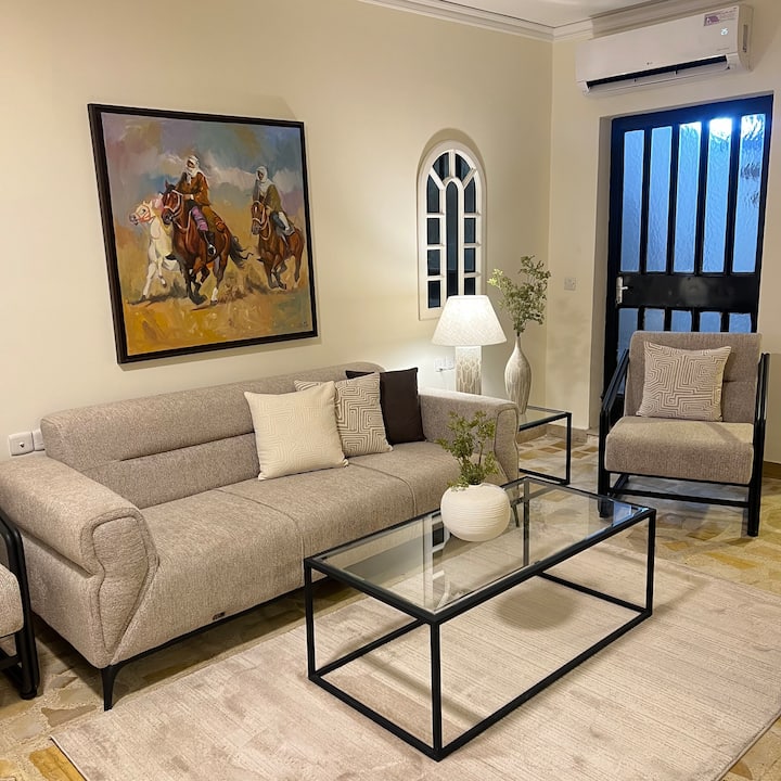 210 Sqm, Two Bedrooms Apt In Al-mansour City - Baghdad