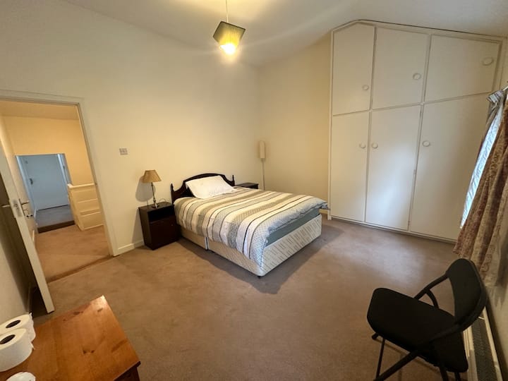 Central Private Bedrooms - Galway