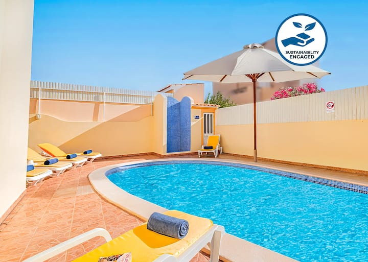 Villa With Pool And Bbq In Galé, Albufeira - Guia