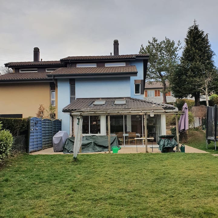 Belle Maison à Louer De 170m2 à Givisiez/fribourg - Fribourg