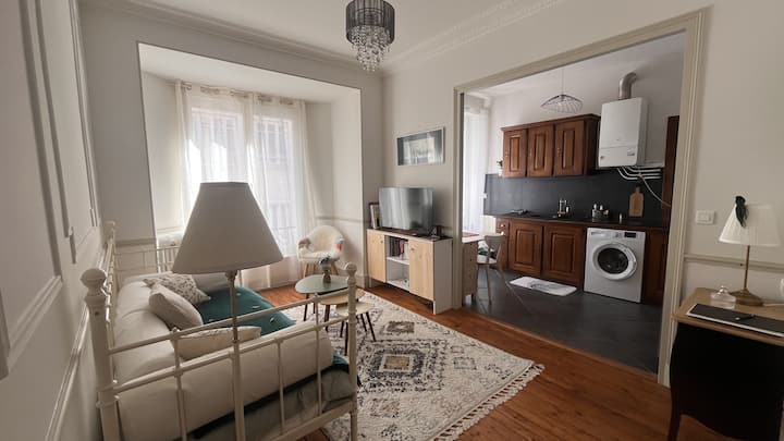 T2 Art Déco, Centre Historique - Parking Privé - Rodez