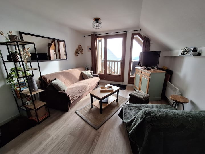 Location 2 Pièces, 5 Couchages Possibles - Chambon-sur-Lac