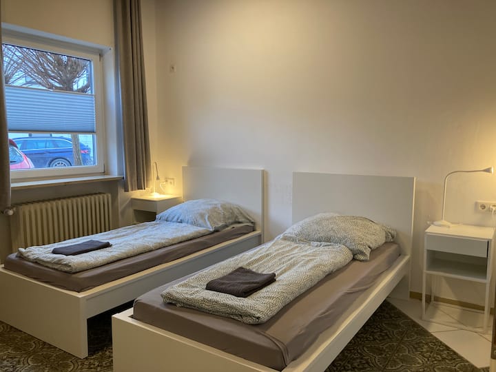 Uniaparts - Doppelzimmer Erdgeschoss 0.11.2 - Regensburg
