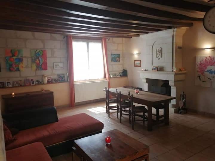 Maison Meublée à Louer 5 Chambres - Saumur