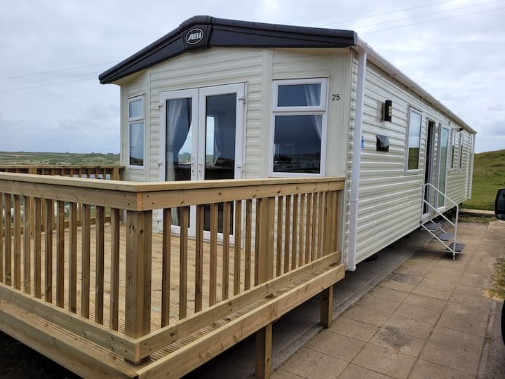 Superb Family Caravan At Perran Sands Holiday Park - Holywell Bay