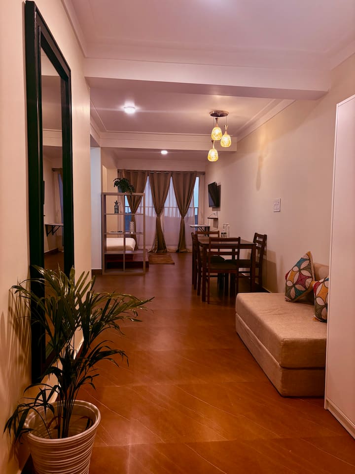 Pura Vida Chowrasta - Darjeeling