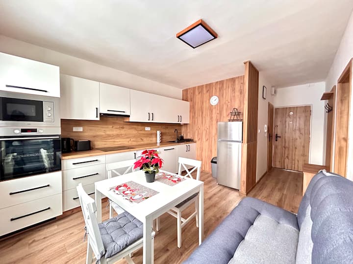 Apartmánový Byt Nad řEkou - Chomutov