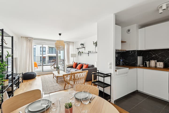 2 Chambres I Terrasse I Métro à 1 Min - Clichy