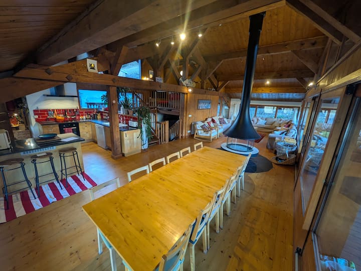 Spacious Chalet In Quiet Alpine Hamlet - Bourg-Saint-Maurice