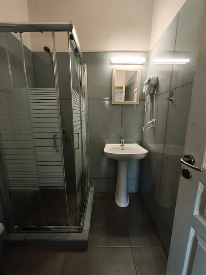 Liberal Mini Double Rooms With Balcony - Athene