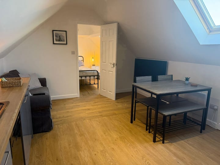 Modern Chepstow Apartment Close To Centre - Chepstow