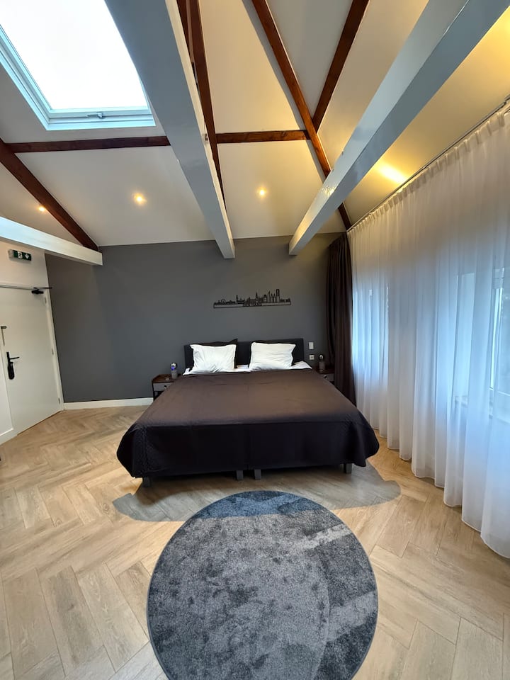 Deluxe Double Room M Rose - Scheveningen