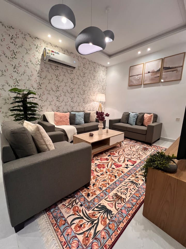 Beautiful Modern Apartment In An Amazing Location - Djeddah