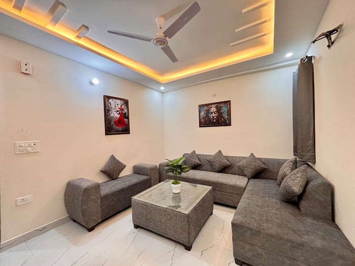 Heaven Vibes Stays | Hill View | 1bhk Apartment - Rishikesh