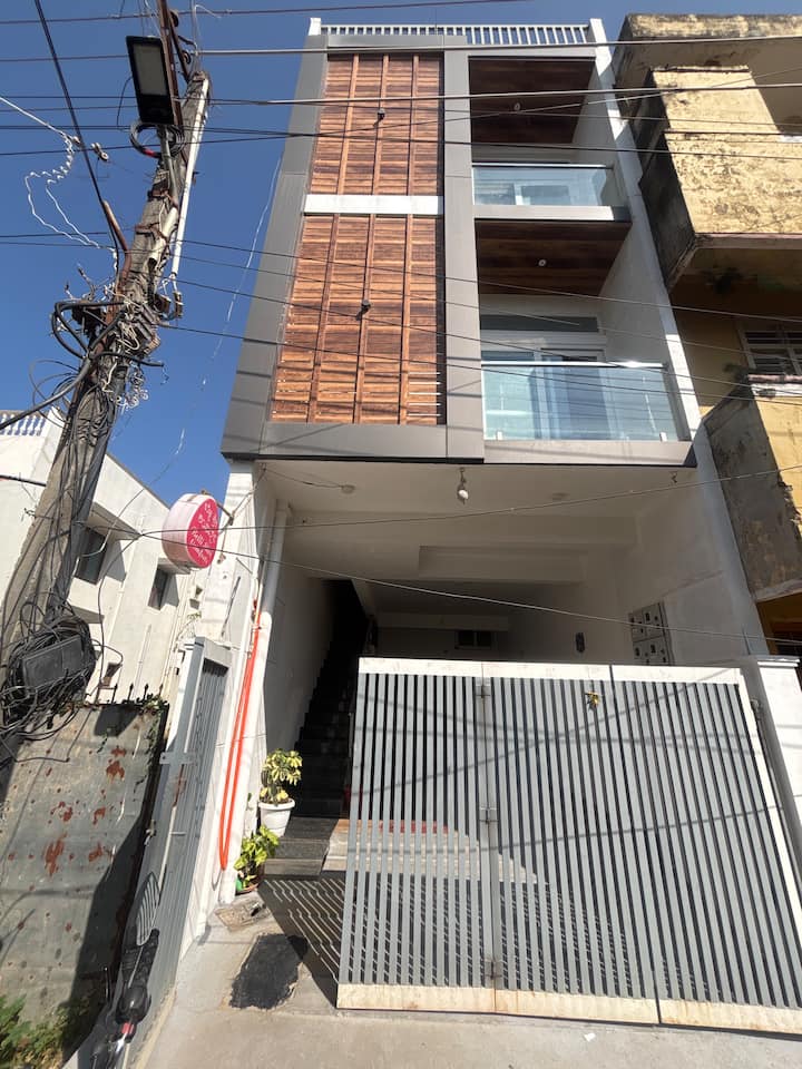 Belli Shri Service Apartment - Chikmagalur