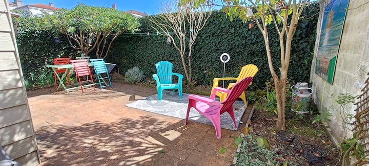 Appt Rdc Cour Privée. Plein Centre Calme Et Plages - Vaux-sur-Mer