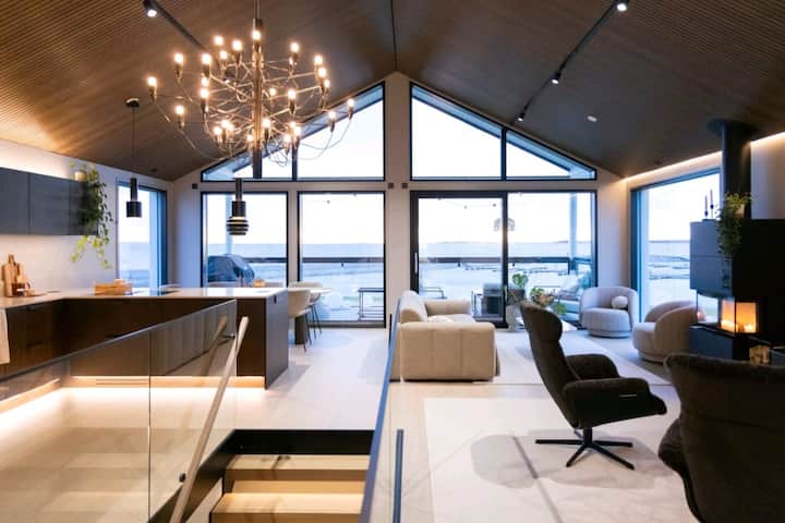 Upea Talo Meren Välittömässä Läheisyydessä - Oulu