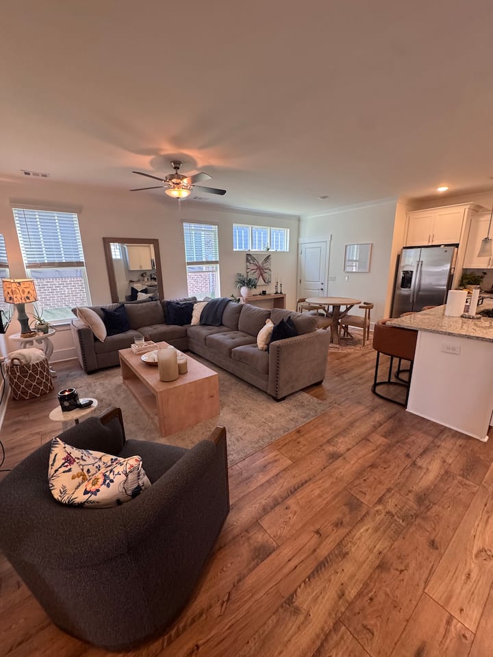 3br Franklin Home + Pilates Room - Franklin, TN