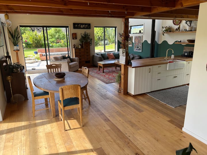 Rudy’s Grey House. - Snow Farm NZ