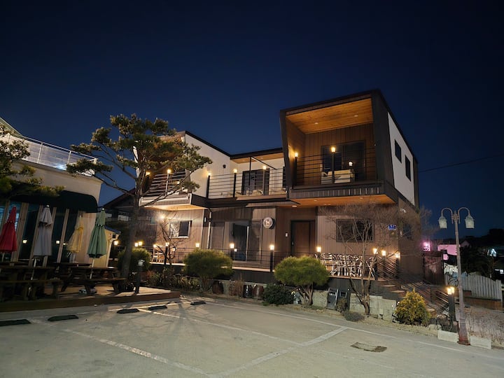 강빈스테이1
안목, 남항진해변, 병산옹심이마을, 솔숲, 농어촌민박 - Gangneung-si