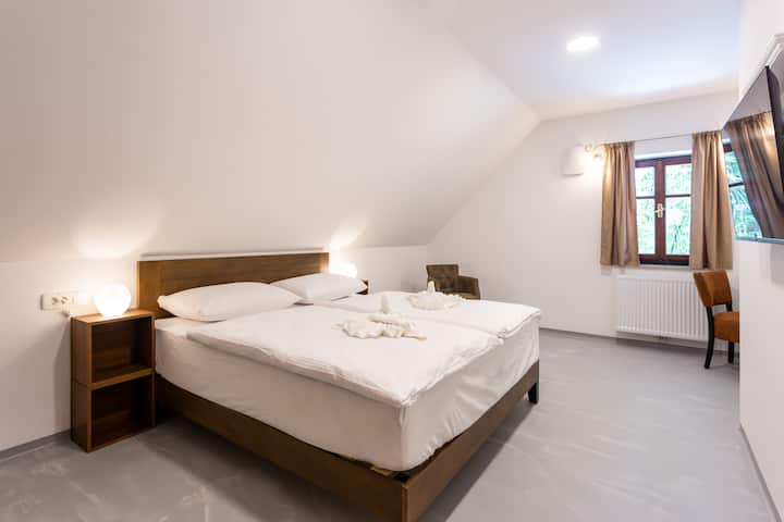 СOmfortable Room - Ljubljana