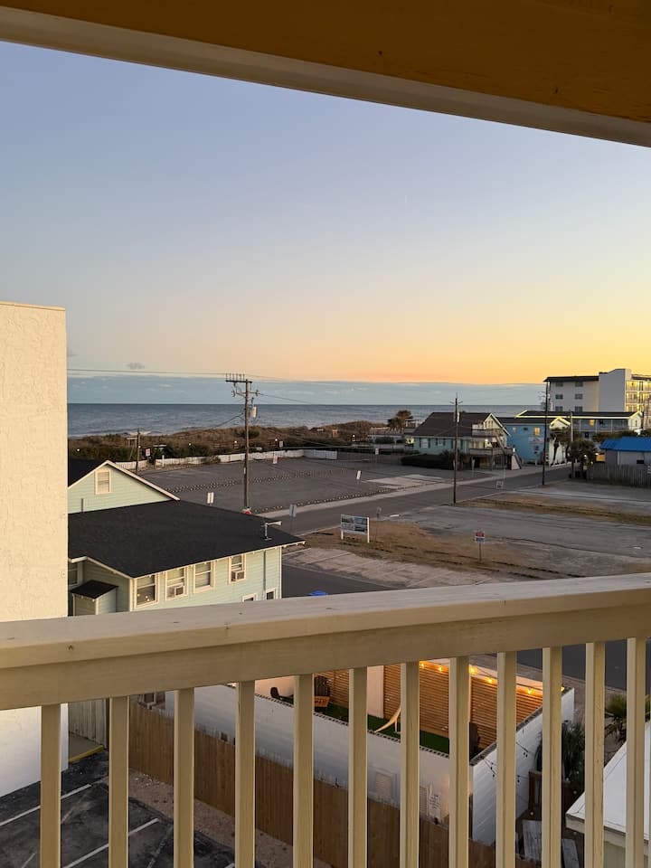 Seabreeze Retreat - Carolina Beach, NC