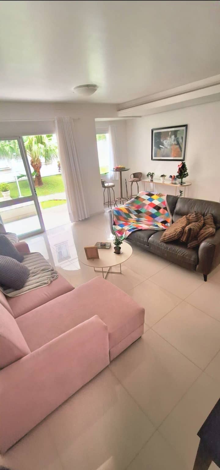 Centro De Torres Em Frente à Lagoa. - ブラジル トレス