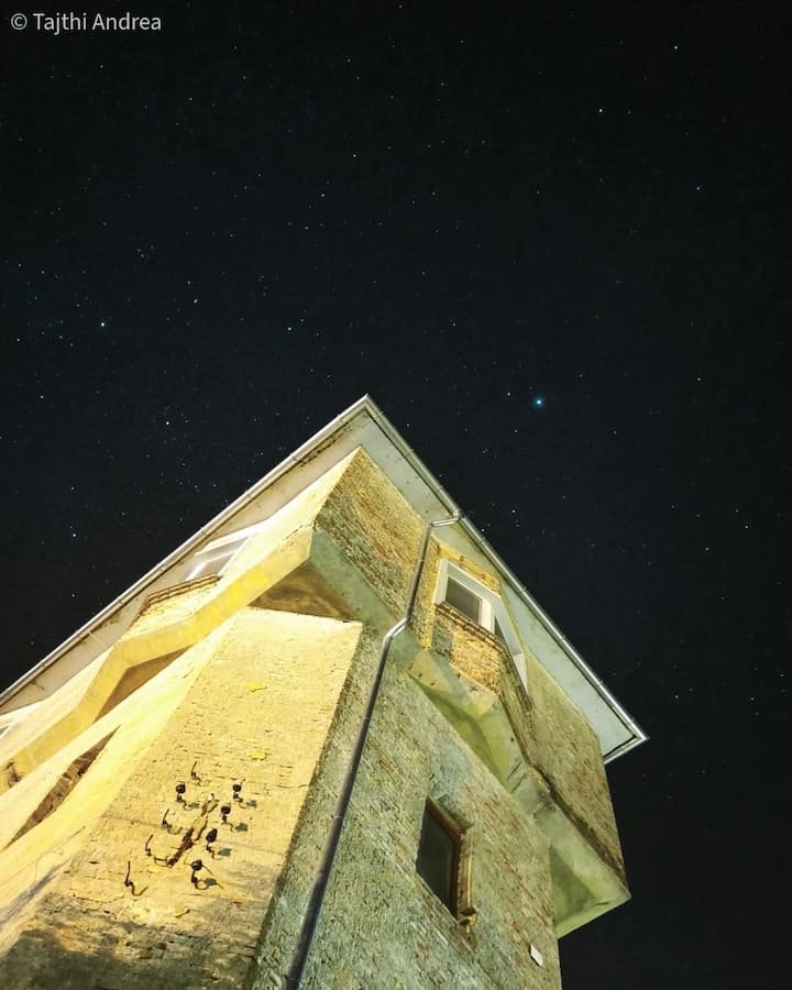 Toronyszoba - Esztergom