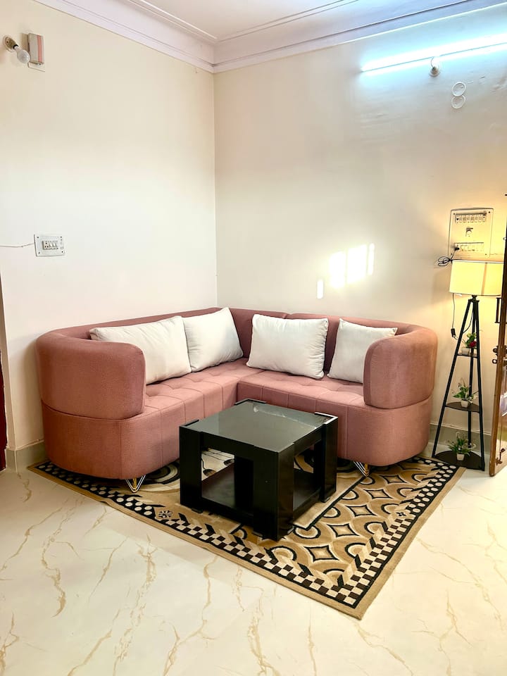 White House Bnb Fort View Luxury 2 Bhk Apartment - Gwalior
