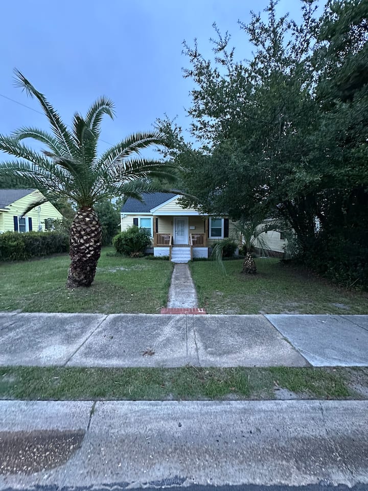 *New! Charming 2br Near Downtown & Greenfield Lake - Wilmington, NC