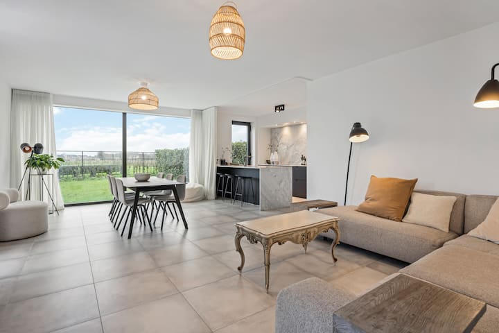 Luminous House With 3 Bedrooms - Nazareth