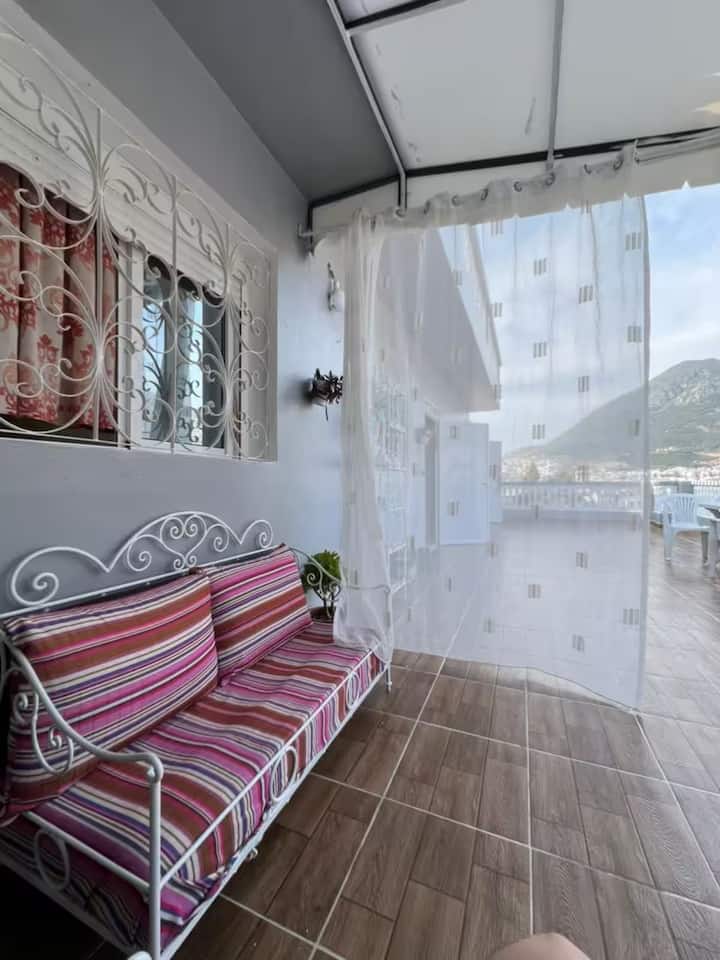 Panoramique Bleue Maison - Akchour