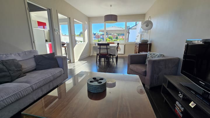 Maison 3 Chambres à Cambrai – Quartier Résidentiel - Cambrai