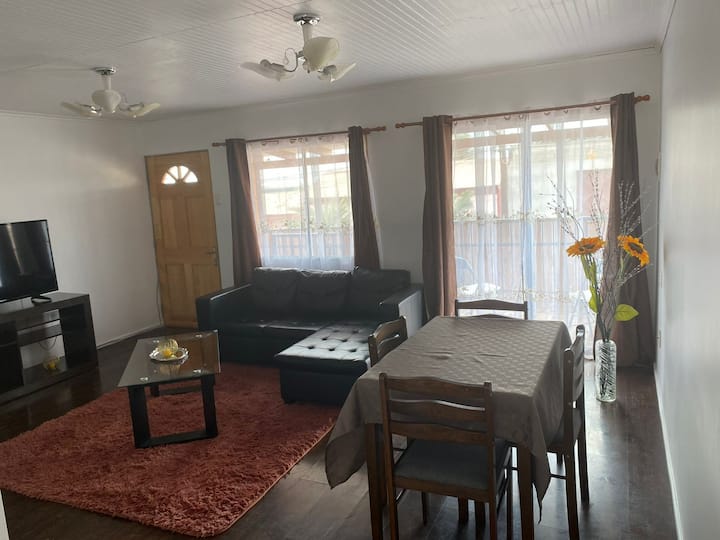 Arriendo Diario Para 6 Huéspedes - Taltal