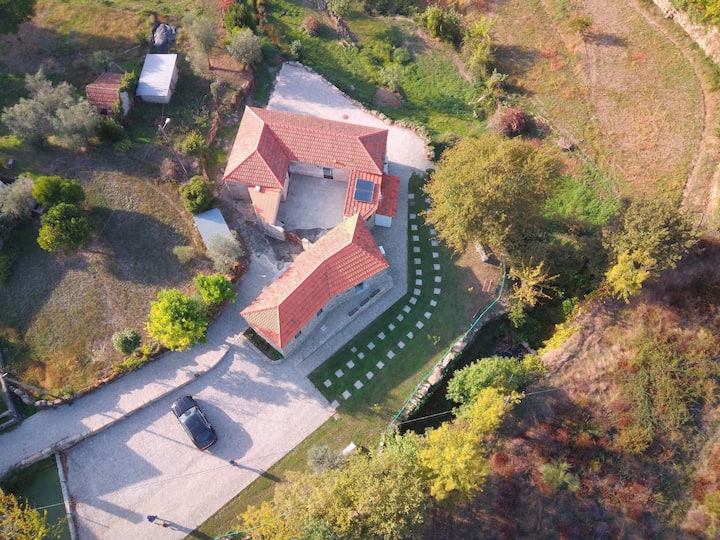 Rustic House With All The Comforts And Design C-1 - Marco de Canaveses