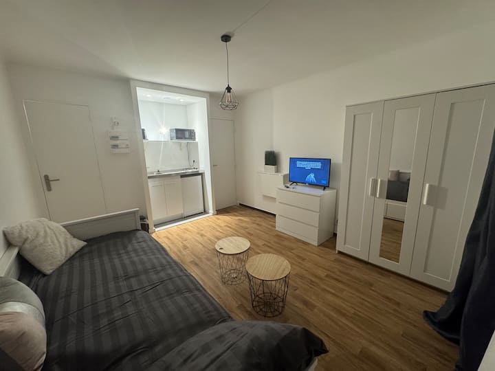 Studio Neuf, Cuisine Et Salle De Bain - Champs-sur-Marne