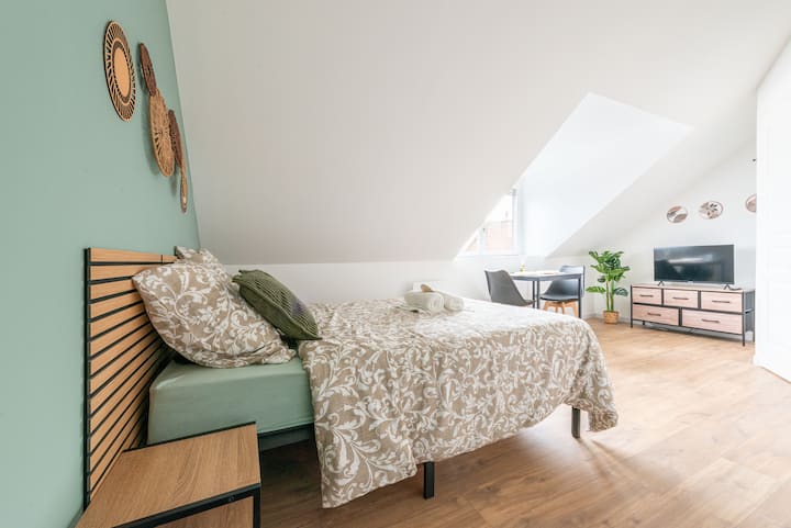 Oasis Bois & Sauge : Studio Charmant Et Chaleureux - Saint-Quentin