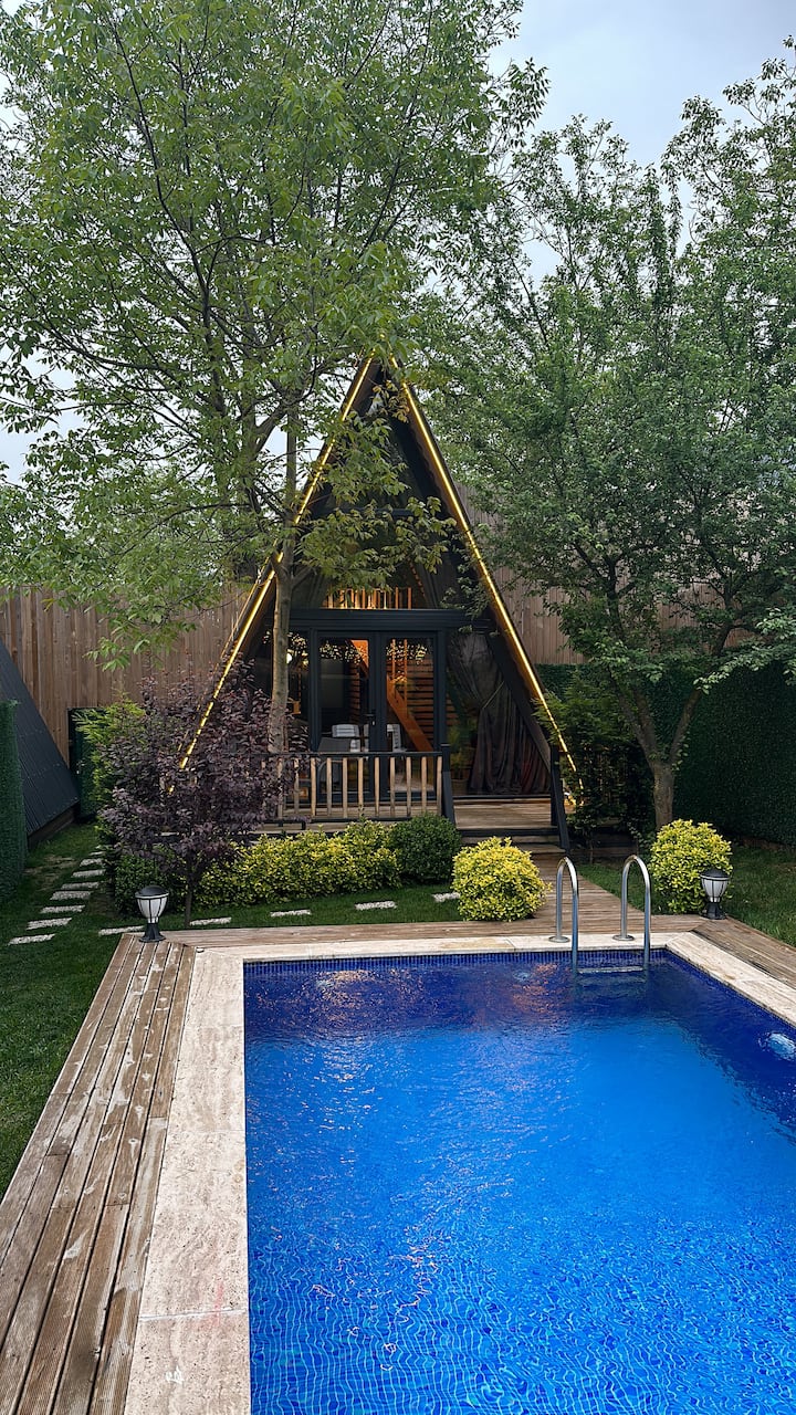 Moment ıSıtmalı Havuzlu Müstakil ( Korunaklı) - Sapanca