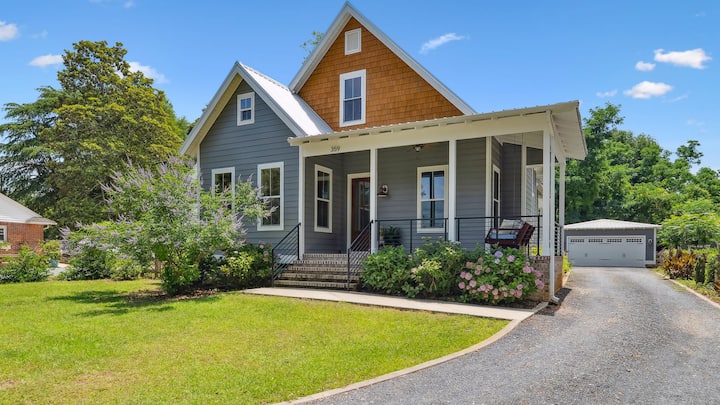 Hudson House Downtown | Perfect For Groups - Pinehurst