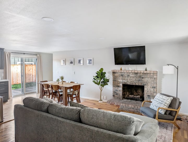 Charming Tracktown Retreat - Eugene, OR