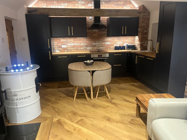 The Granary, Two Bedroom Barn Conversion. - Bridgnorth