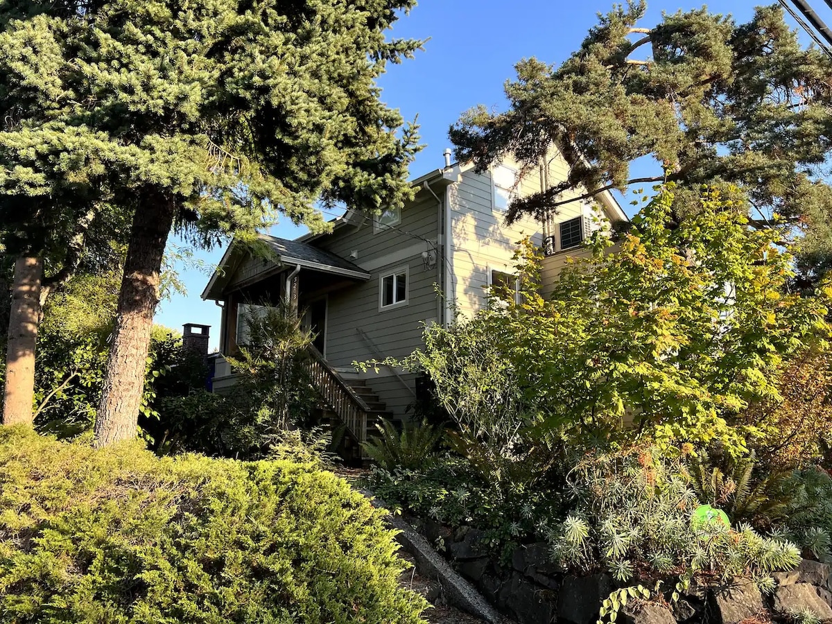 ¡Cálido y acogedor estudio en Seward Park! - Casas de huéspedes en ...