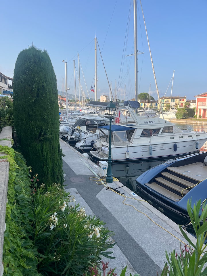 Appartement Face à La Marina - Grimaud